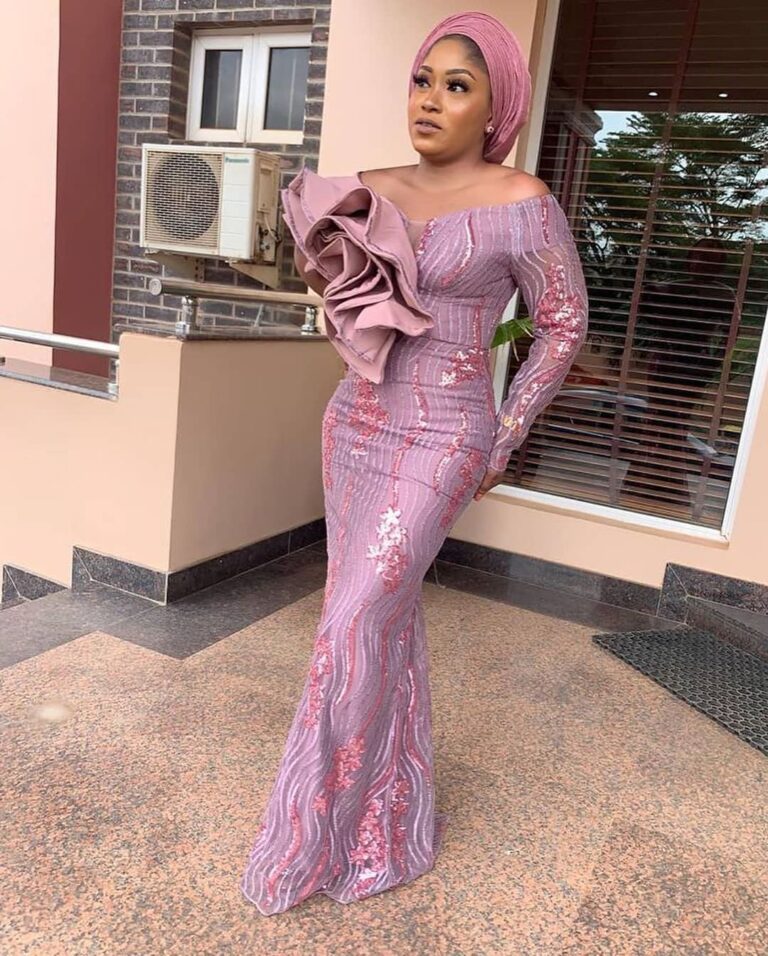 Reny and stylish Aso-Ebi designs - Reny styles