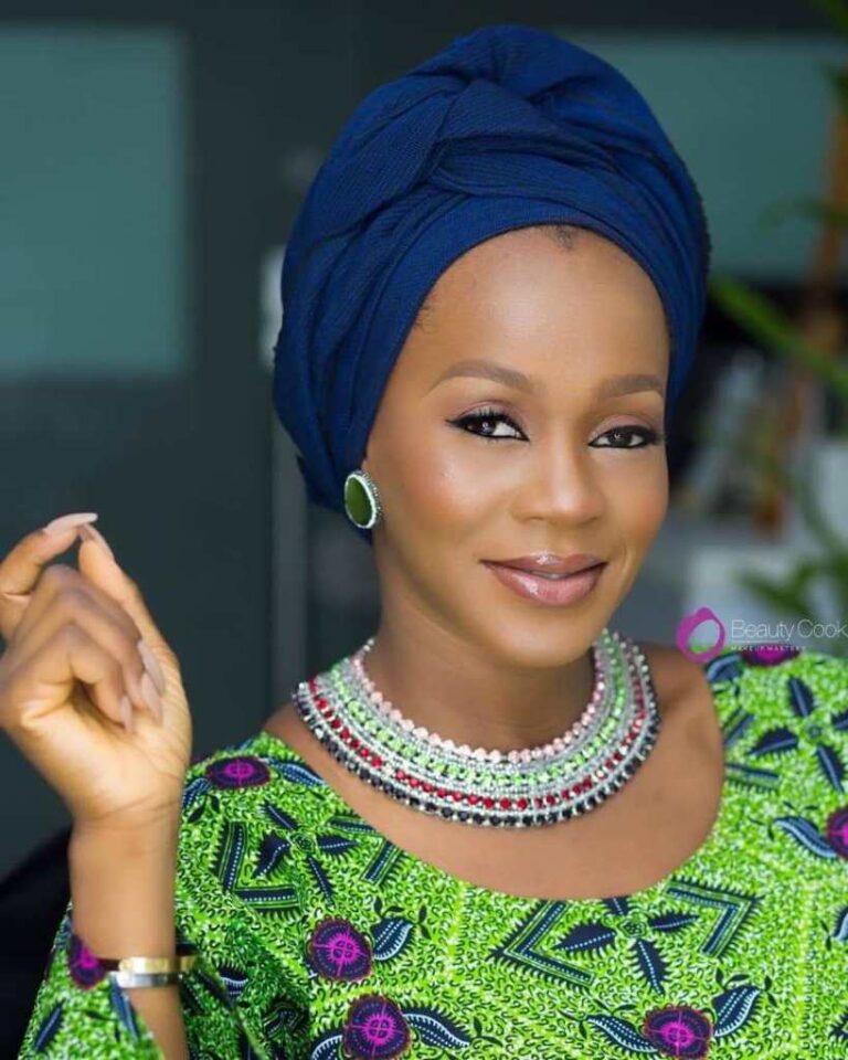 Unique Gele Styles In Nigeria - Reny styles