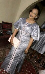 Latest Guinea Styles En Vogue Collection - Reny styles