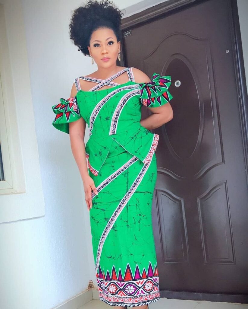 Latest Guinea Styles En Vogue Collection - Reny styles