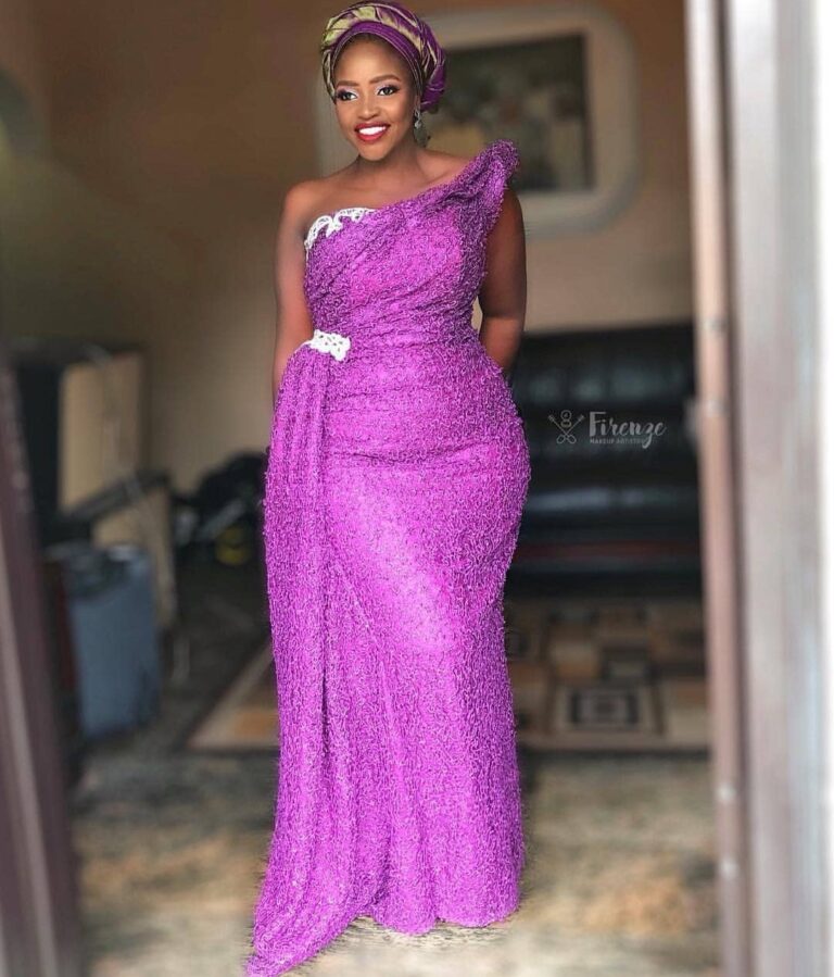 Modern Asoebi Designs For Ladies Of Dignities - Reny styles